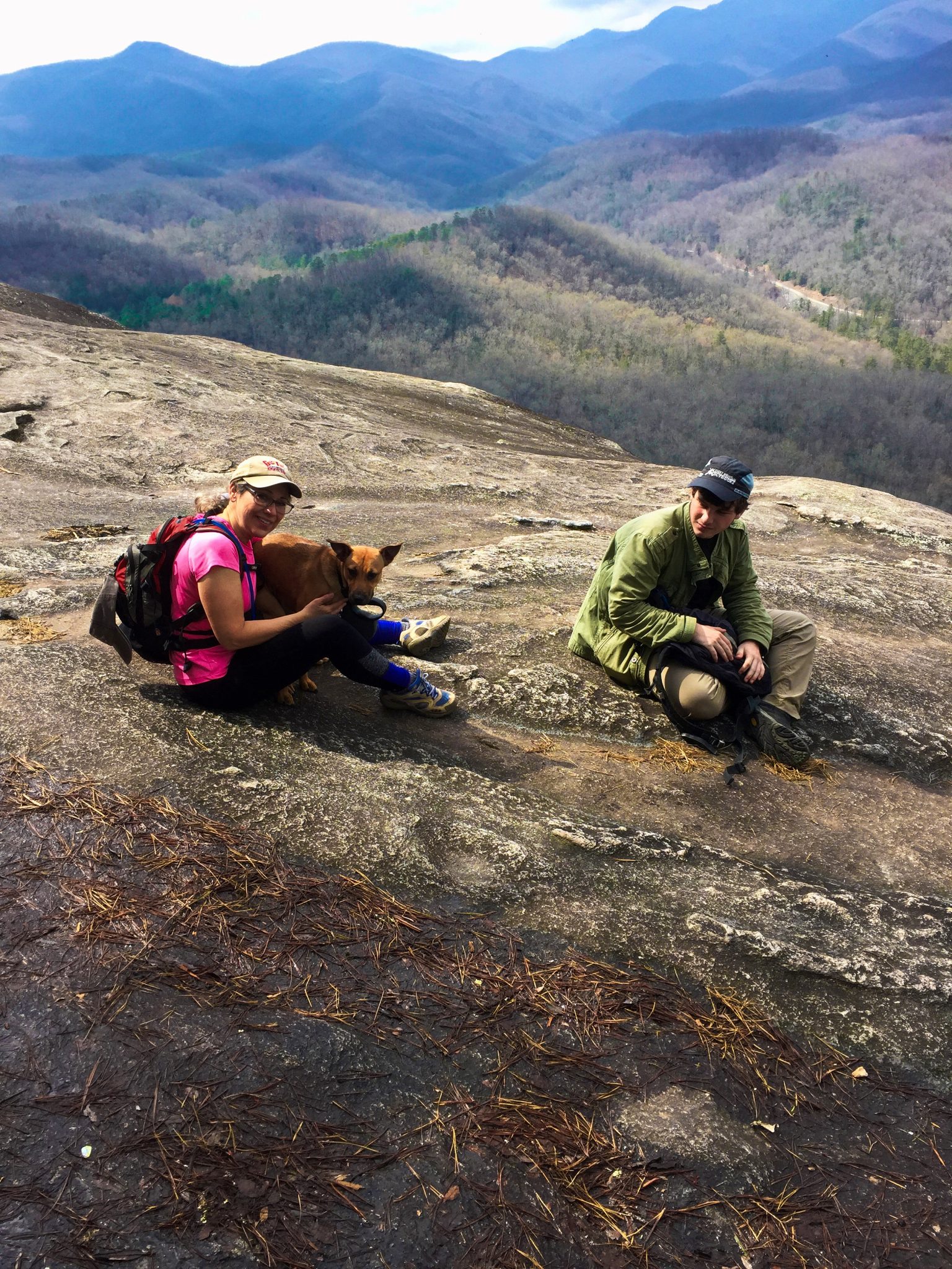 Hiking to Beautiful Alice Lake - Grey Otter Outventures