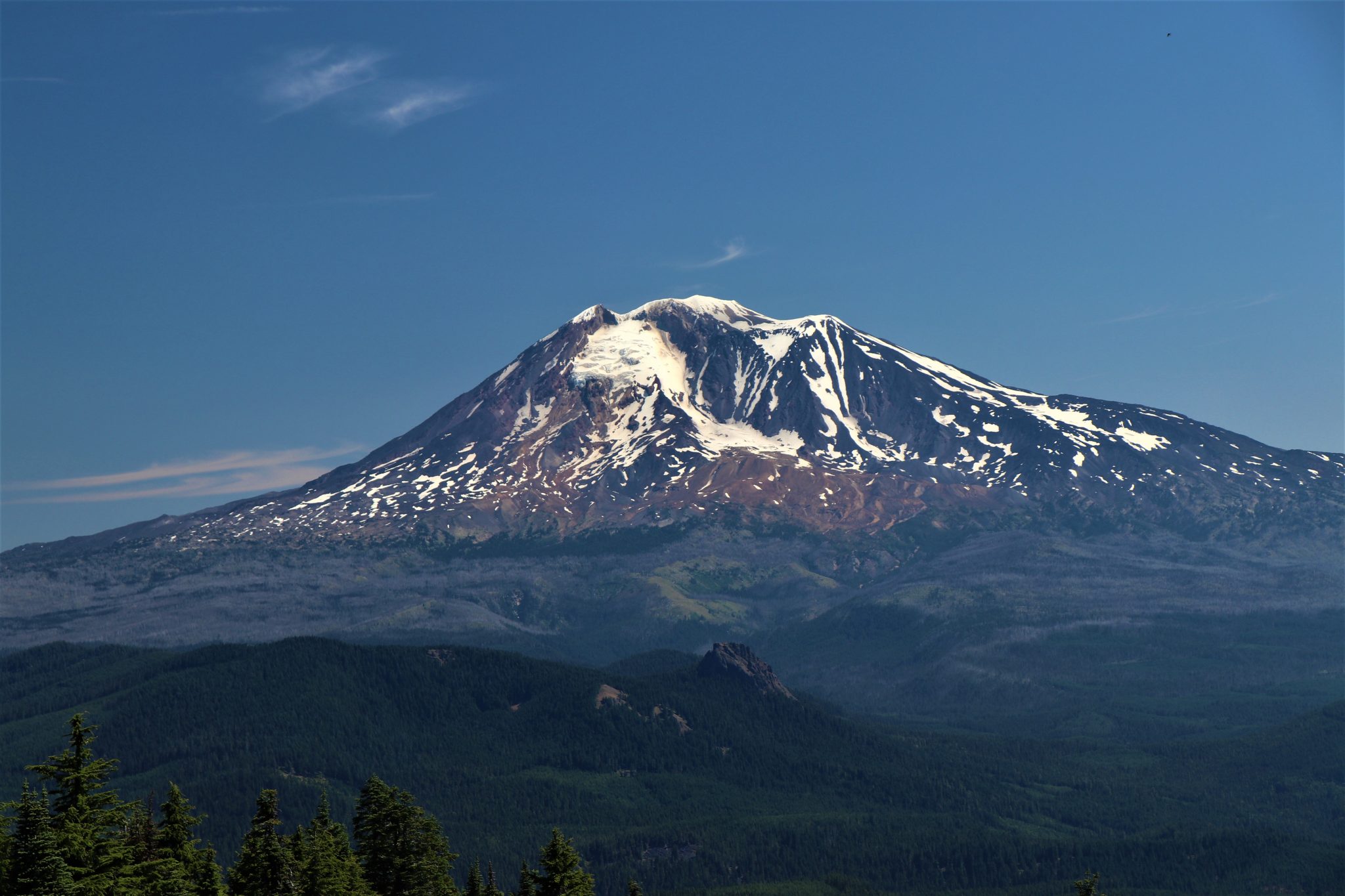 Hiking to Beautiful Alice Lake - Grey Otter Outventures®