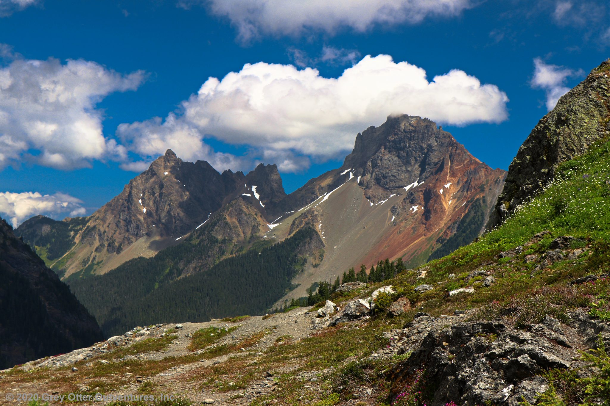 Hiking the Burroughs Mountain Loop - Grey Otter Outventures®